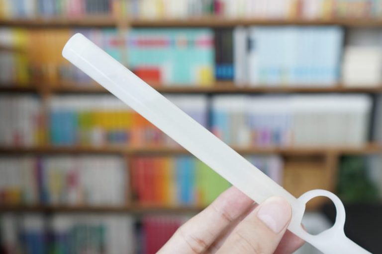 100均ダイソー「ペンライト」を全部買ってみます。暗闇で光るスティック【9種類】 | rooms19